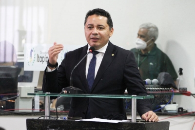 ALECE - Tony Brito cobra valorização dos profissionais de táxi no Estado